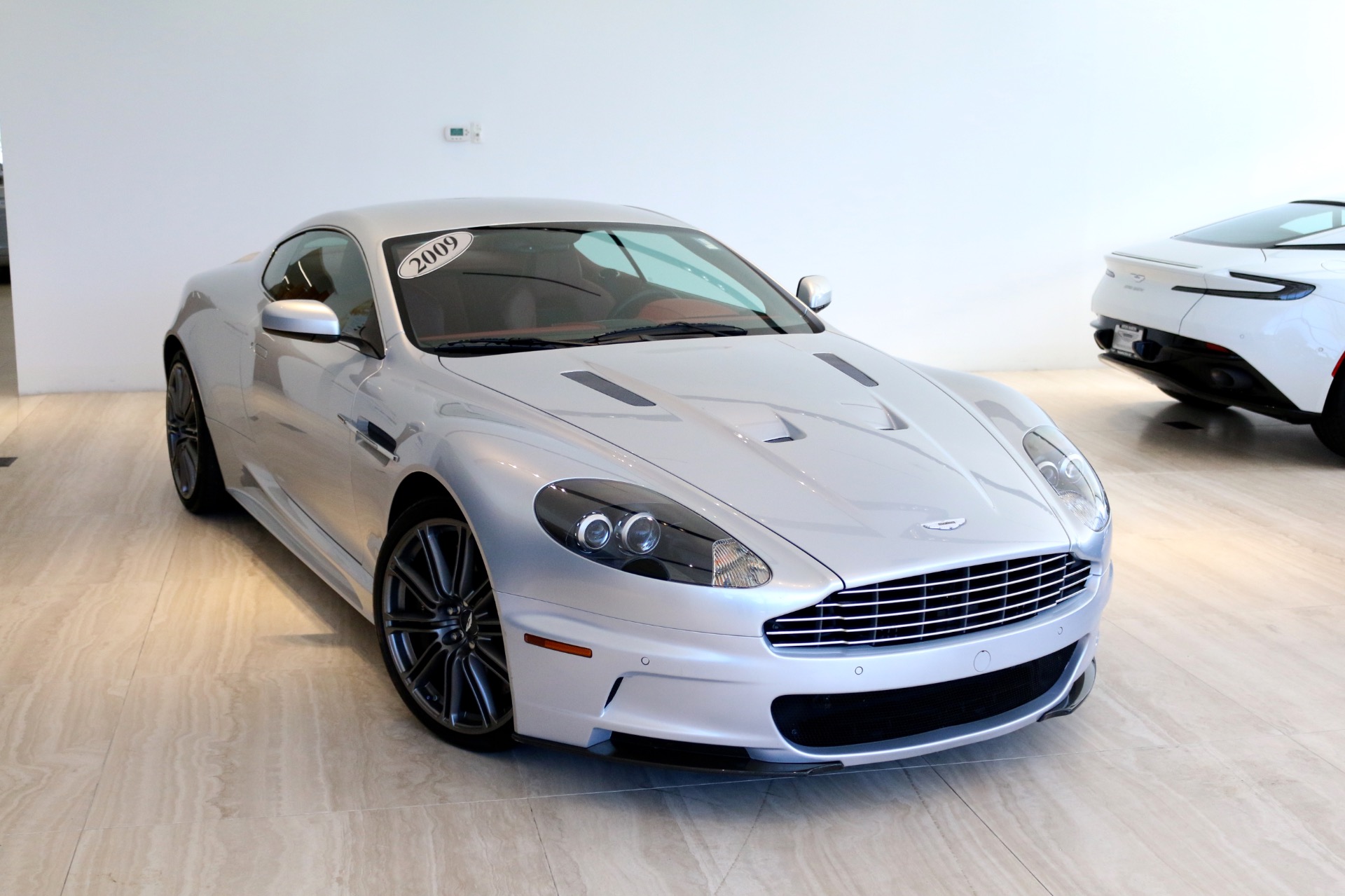 Aston Martin Dbs Silver