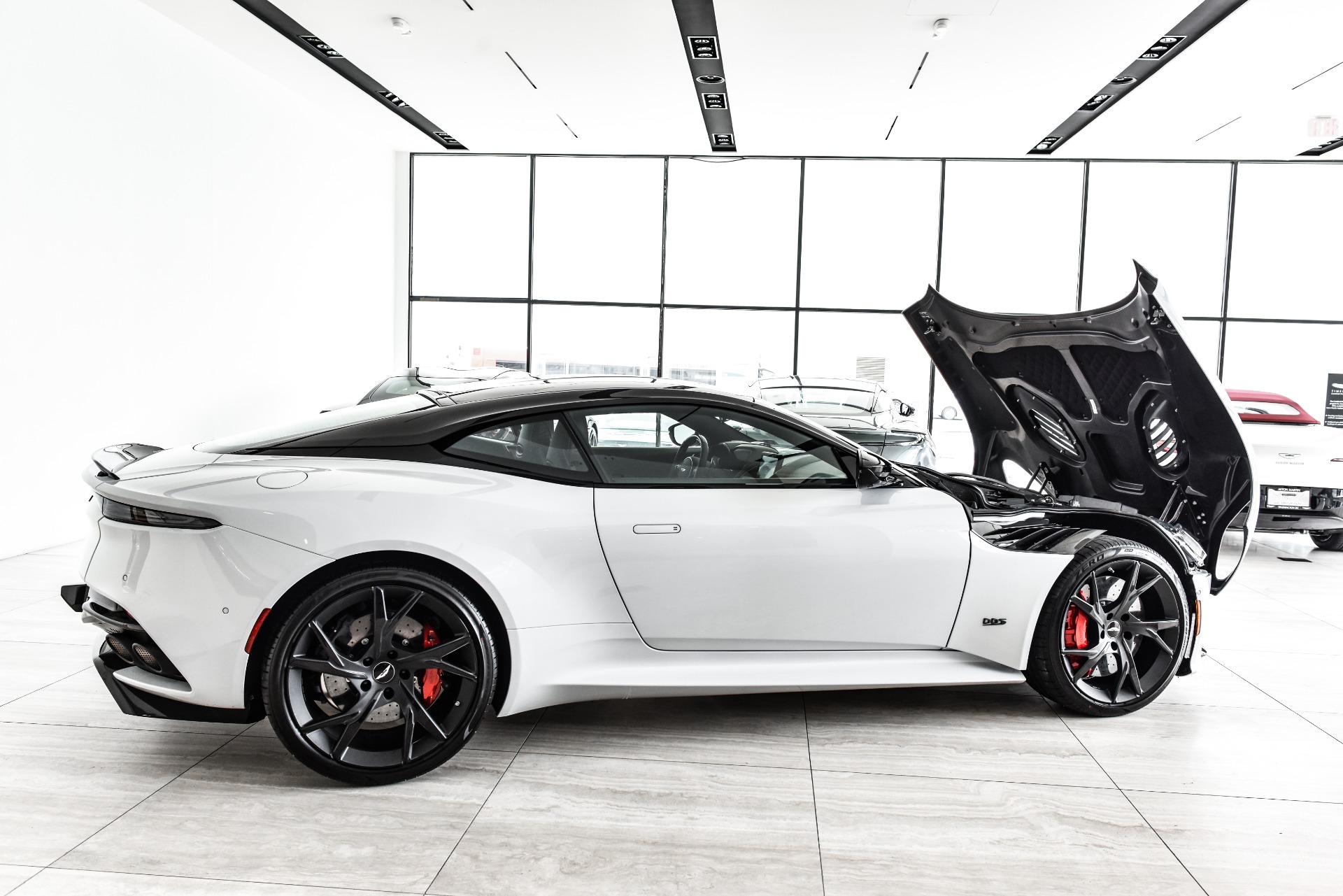 Aston Martin Dbs White Interior