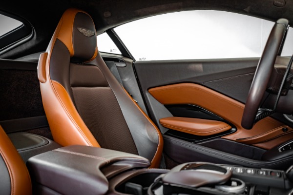 Kopi Bronze - Aston Martin Washington DC