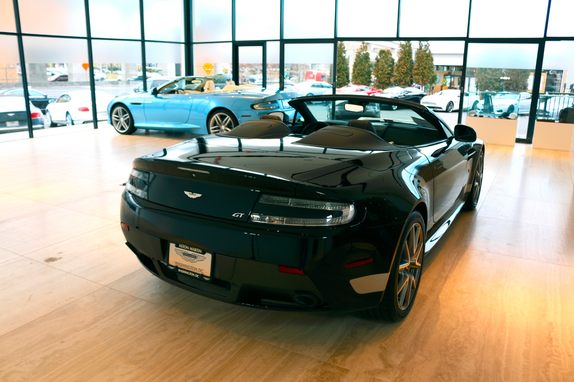 Vantage V12 Gt