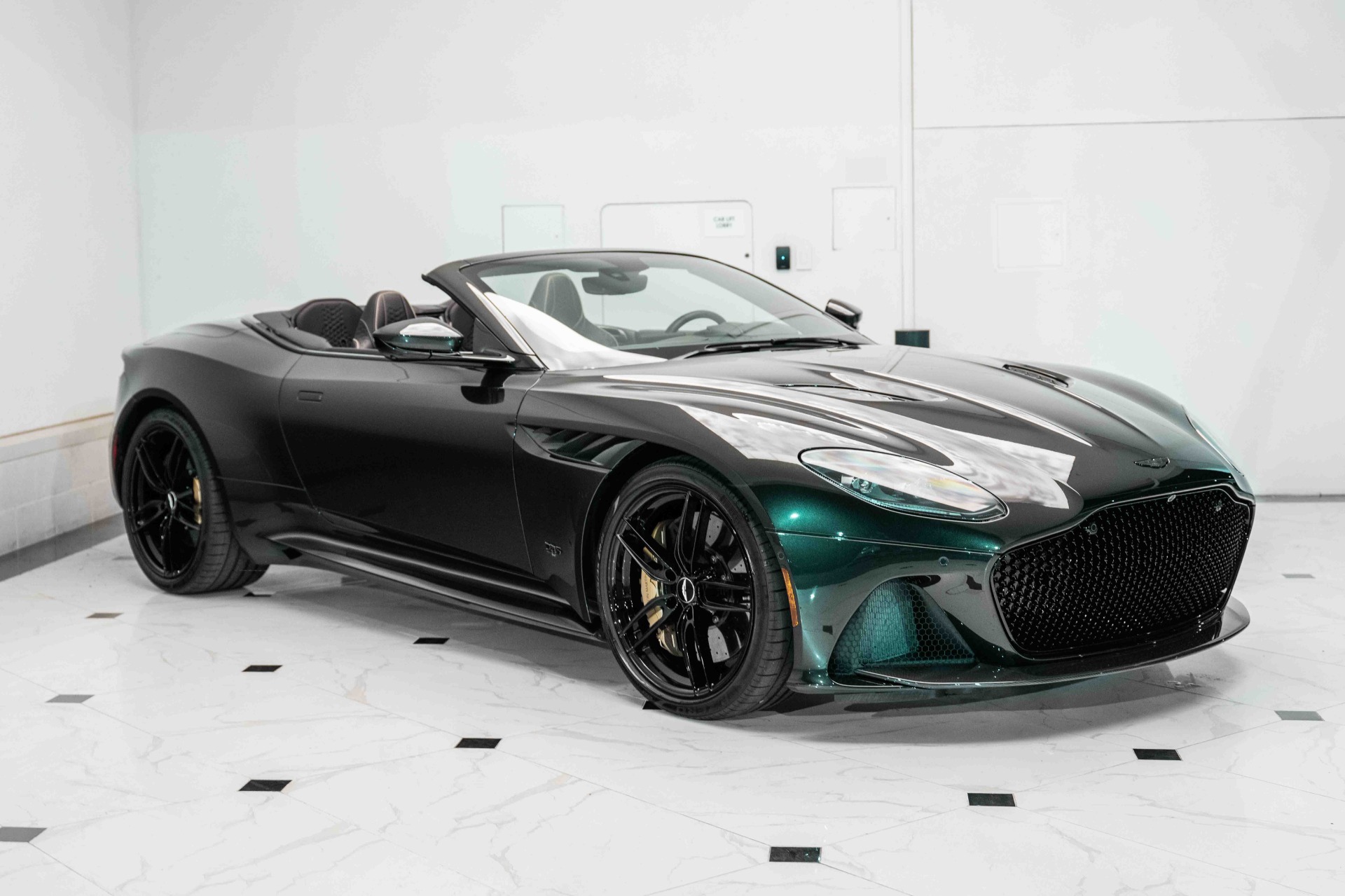 Used 2022 Aston Martin DBS volante Superleggera For Sale ($1,195 ...