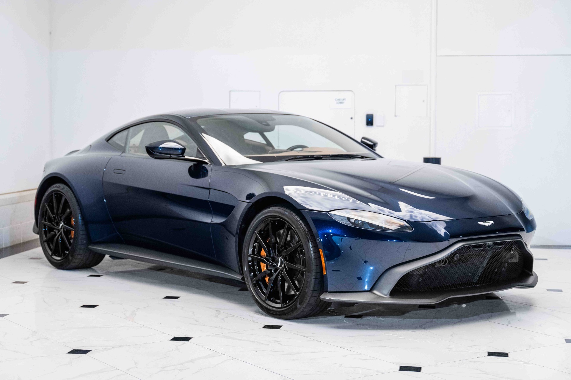 Used 2020 Aston Martin Vantage V8 COUPE For Sale ($119,995) | Aston ...